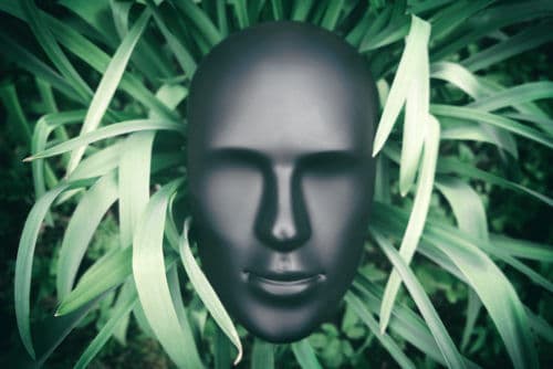 What Is Depersonalization? How Does It Relate To Trauma? - Supportiv